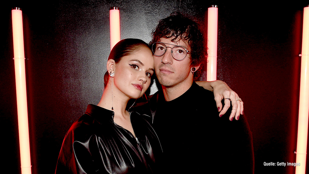 Debby Ryan & Josh Dun haben heimlich vor Monaten geheiratet - It'sinTV.de