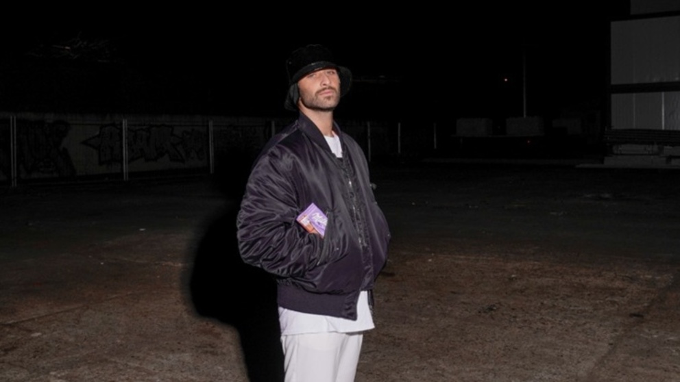 Rapper Nimo macht sich mit Milka für mehr Zartheit stark - It'sinTV.de