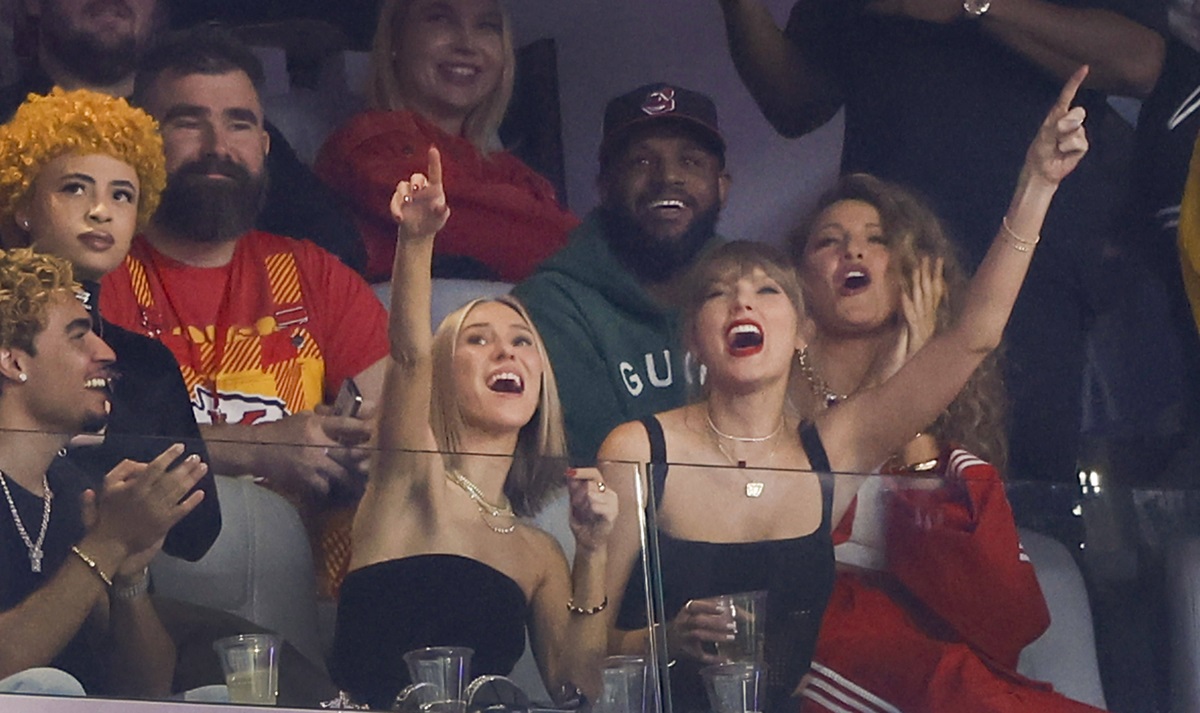 Taylor Swift beim Super Bowl: Vom Konzert-Marathon zum Bier-Exen! - It ...