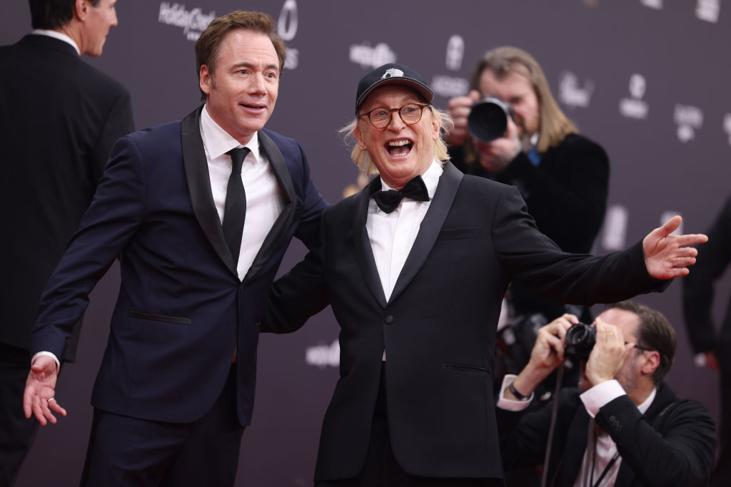 "LOL: Last One Laughing" - Otto Waalkes als Endgegner in der neuen ...