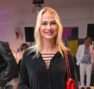 Darya Strelnikova: So mutig steht sie zu ihrer Schuppenflechte - It ...